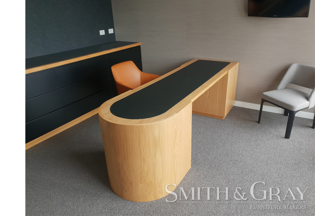 American Oak Round End Desk with Vinyl Inlay - SMITH & GRAY